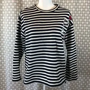 SHARKEE H:CONNECT | Tops | Sharkee Hconnect Sweatshirt Black White ...